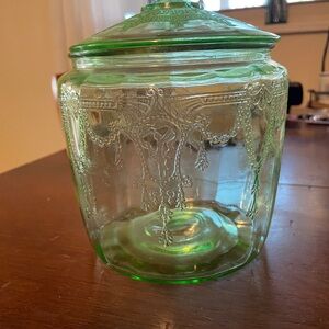 Anchor Hocking | Accents | Vintage Anchor Hocking Green Glass Cracker ...